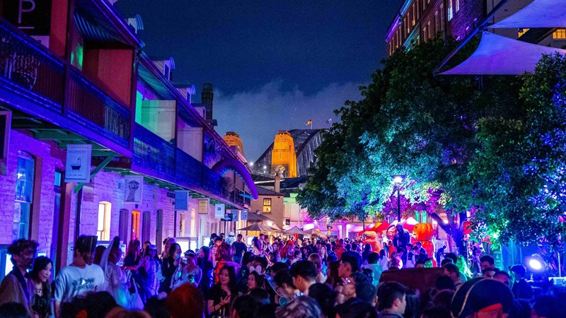 Ghost in The Rocks | The Rocks